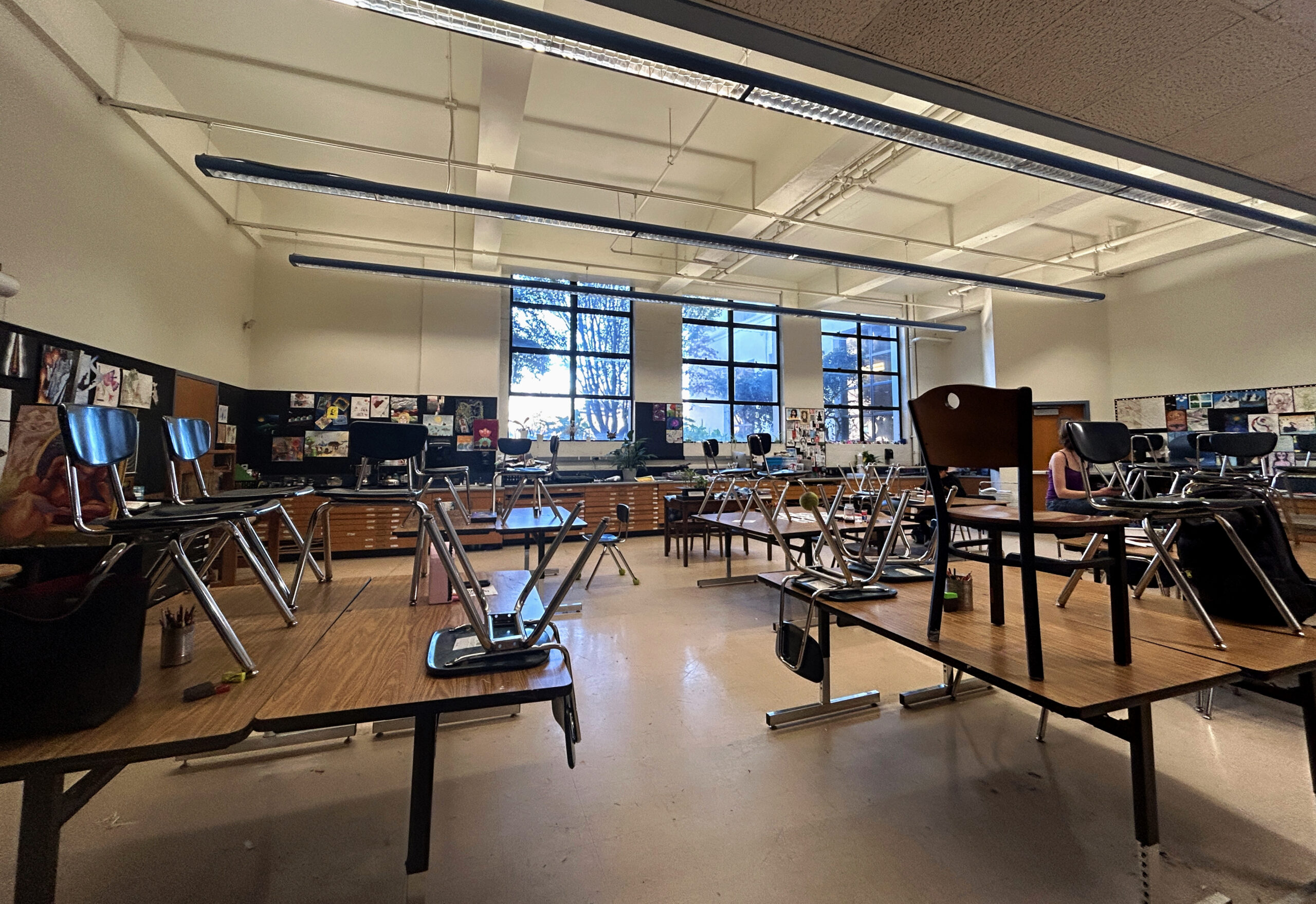 BHS students and teachers face ramifications of larger class sizes ...