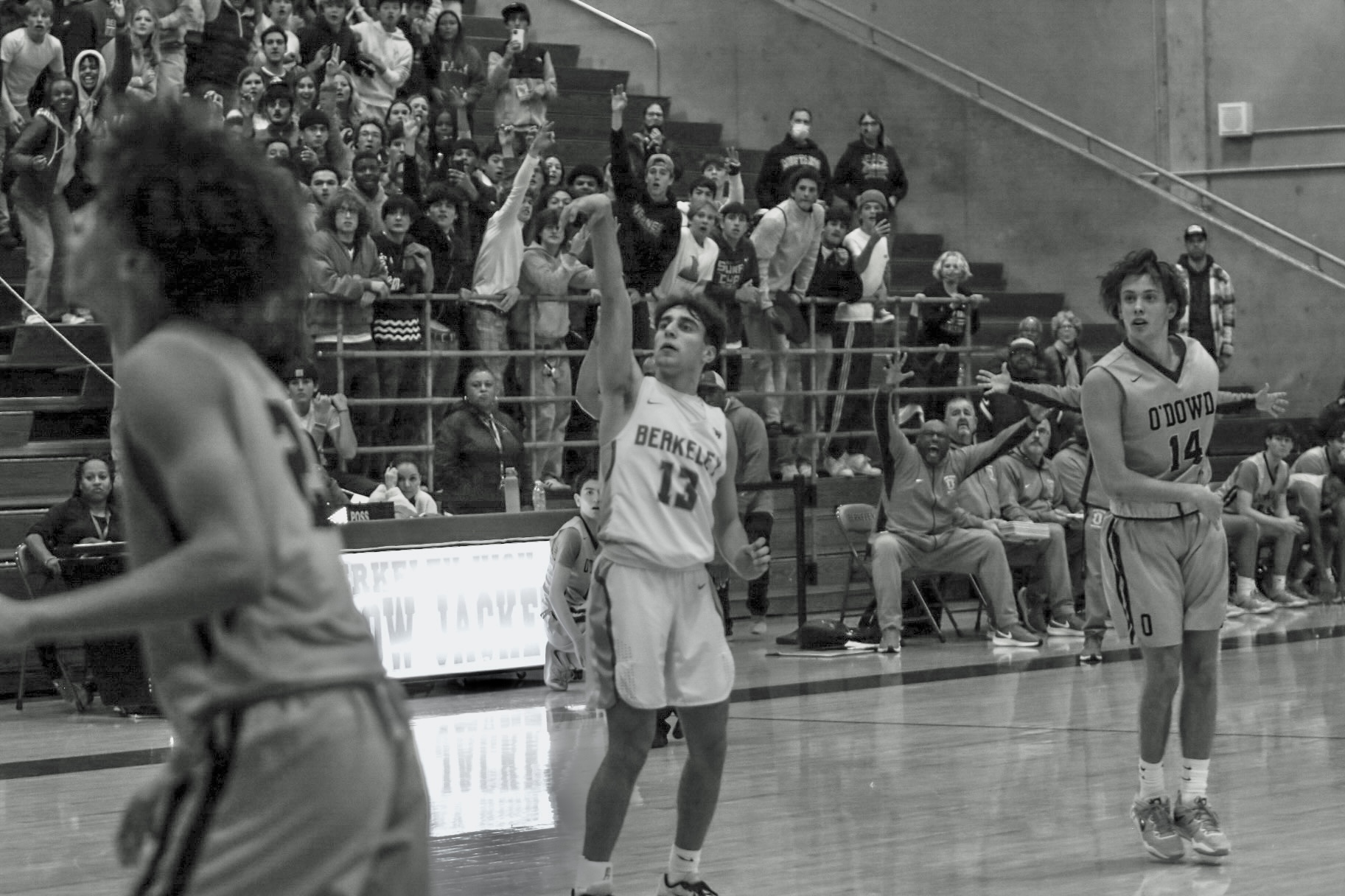 Boys basketball defense rivals Cal High — Berkeley High Jacket
