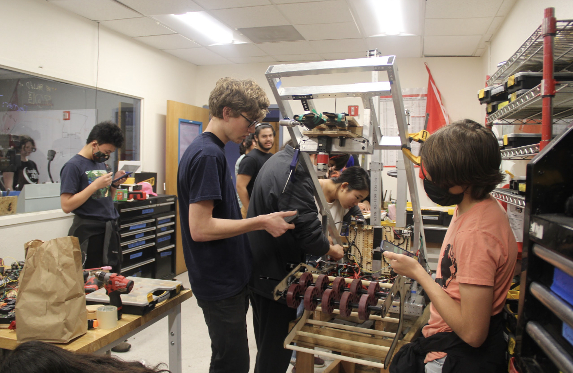 BHS robotics starts post-kickoff design — Berkeley High Jacket